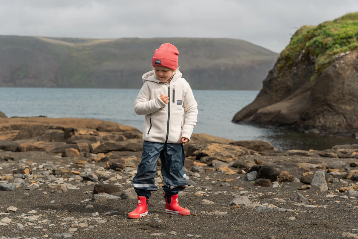 Casual sweaters, hoodies and fleeces for kids | by Icewear since 1972